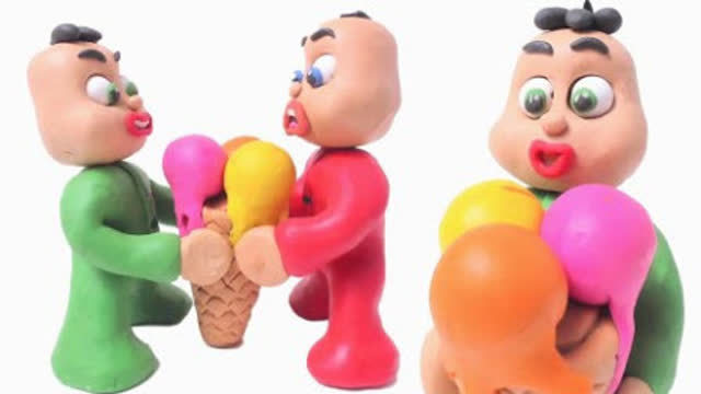 定格动画:这样吃冰激凌好馋人,旁边的小朋友都忍不住了!