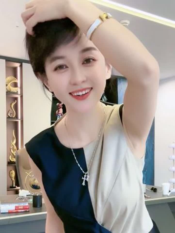 "当你看清了人性,颠覆了三观,崩塌了信仰之后,社会这堂课就毕业了