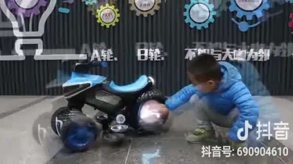 车轮动画狗,炫酷车灯,怎么玩都这么酷!