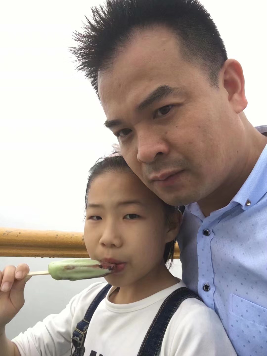 四线城市80后大叔 