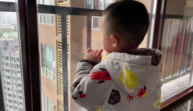 近期,国内多地报告新增新冠肺炎本土确诊病例,为了记录这场疫情狙击...