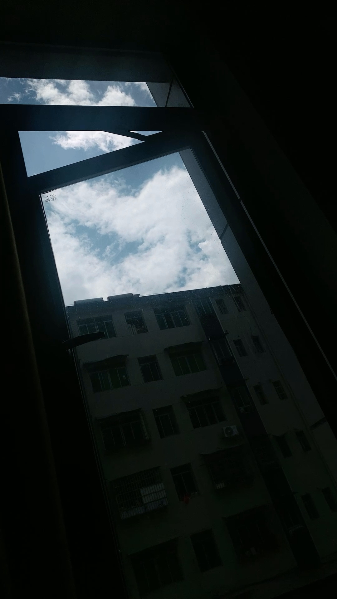 住院只能看看天晒晒太阳,滞留针都没法好好