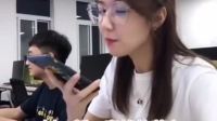 我好像找到了,手机的正确使用方法,老板娘太调皮了