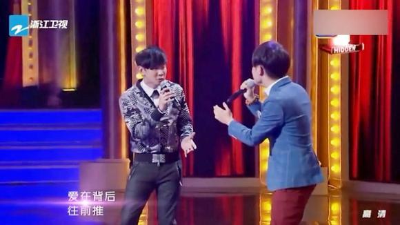 模仿者和林俊杰同台,声音太像了,简直就是同一个人!