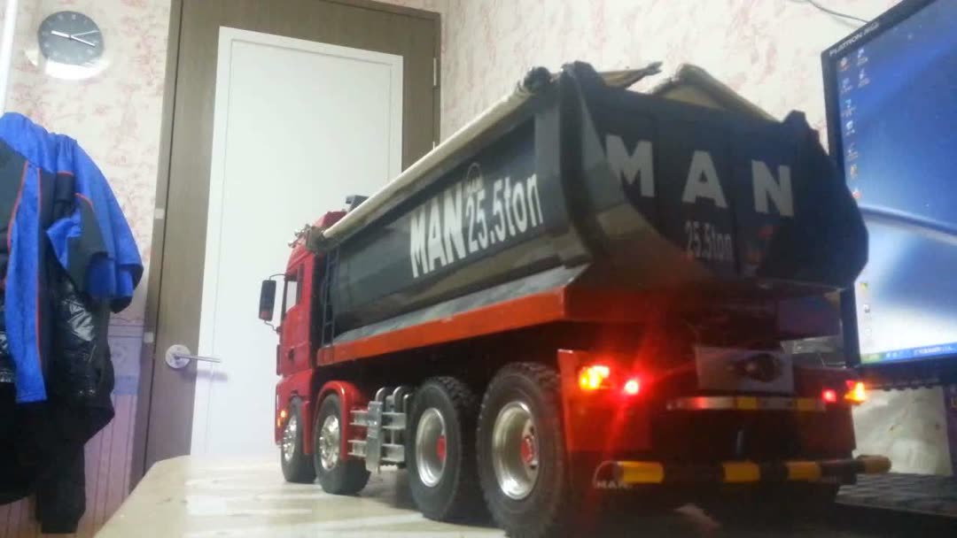 花2千购买的RC卡车模型,内行一看就知道这钱花的值