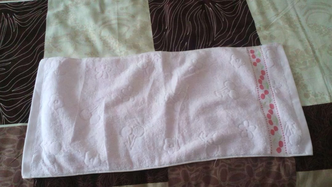 清洗毛巾最正确的方法!只需加入这几样东西,毛巾就能洁白如新