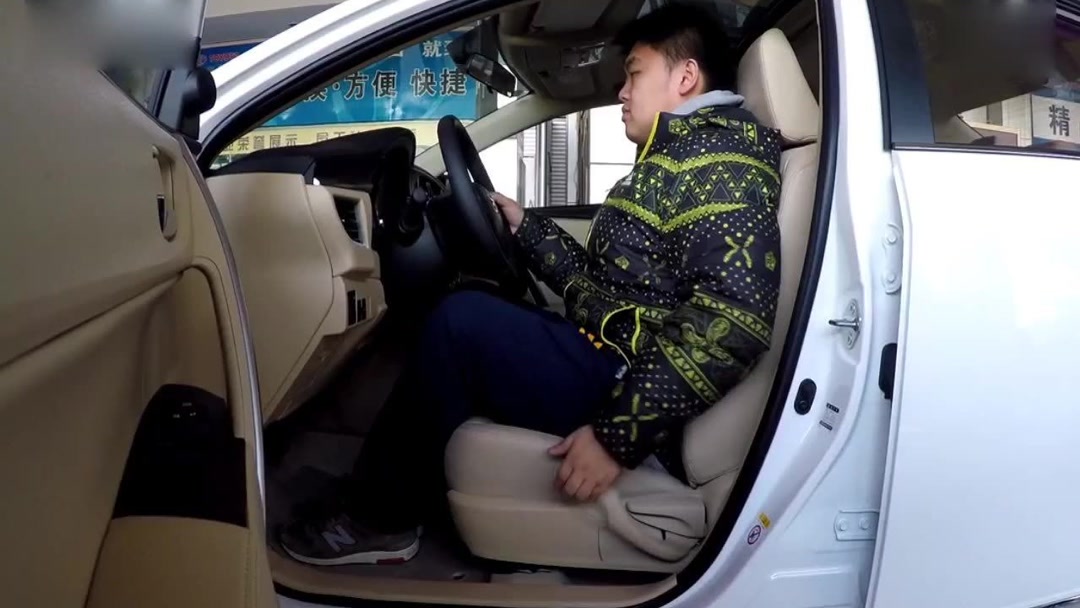 卡罗拉 2014款 1.6L CVT GL-i真皮版