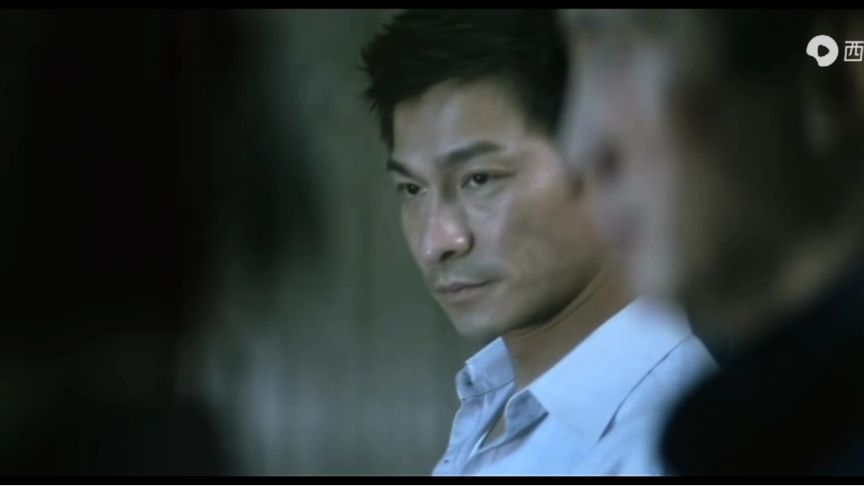 老师的这段台词表演,堪称经典,真是每一帧都不舍得剪