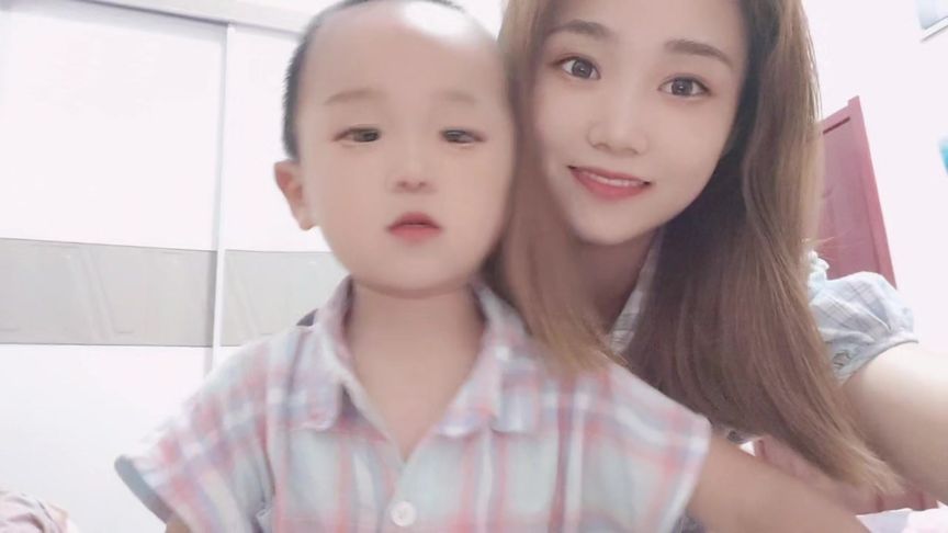 世界上没有完美的妈妈,但我尽全力去完美#陪伴 #抖音小助手