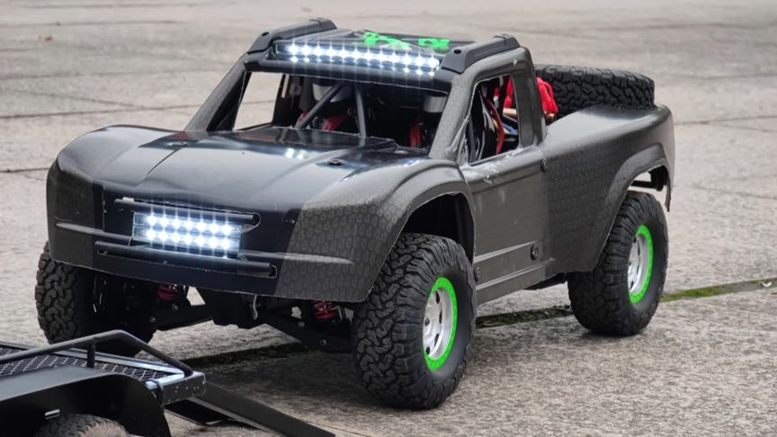 #rc模型 #男人的玩具 #短卡 松果模型1:10遥控模型车短卡开箱