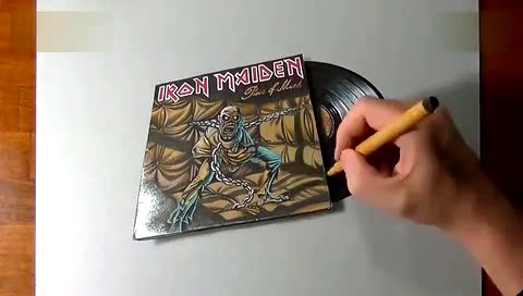 超逼真3D写实CD唱片绘画视频教程