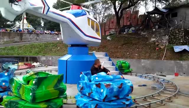 飞机大战坦克游乐设备旅游景区卖得火的项目