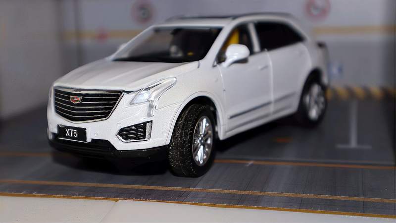 1:32凯迪拉克XT5合金车模改全比例遥控!
