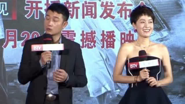 没公德心!文章公众场合随地小便,还让友人望风