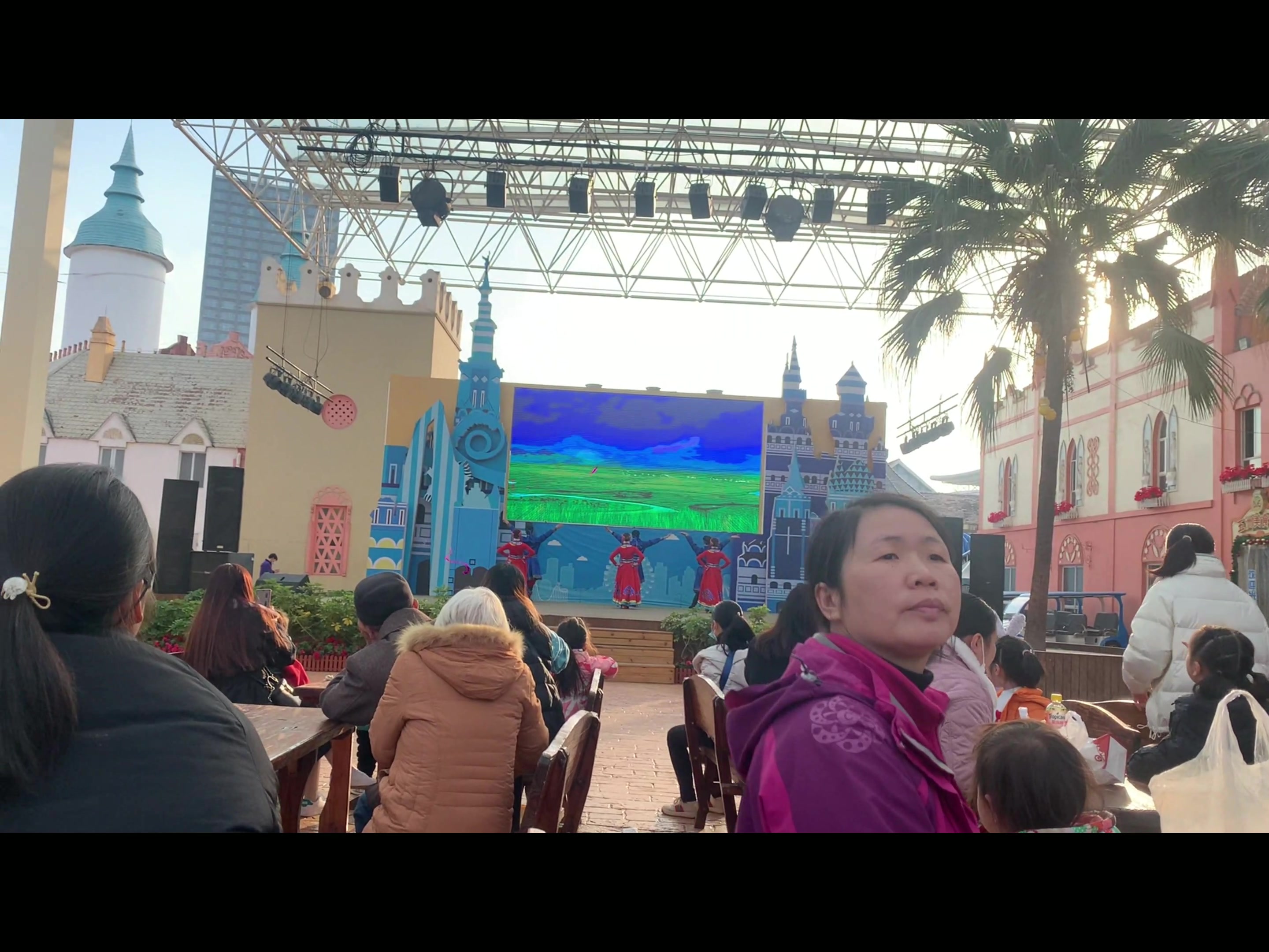 喷雪大战丨圣诞夜光巡游丨2021长沙世界之窗圣诞节(12.19)丨就是...