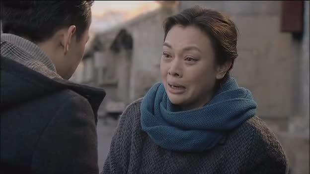 大嫂疯狂赞粮票,一朝作废惨悲泣,那时候粮票作废很多人都哭了