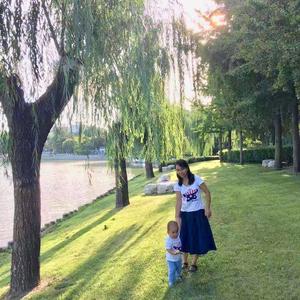 芳菲宝宝育儿 