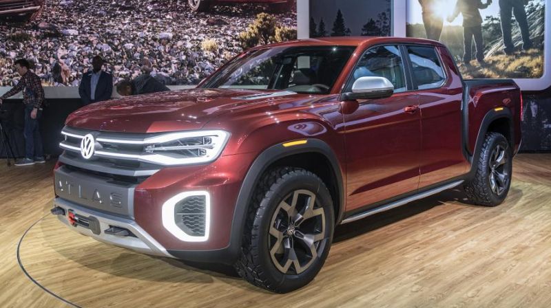 大众造车真快,新款皮卡比猛禽还帅十倍,车长5米4,3.6LV6带四驱