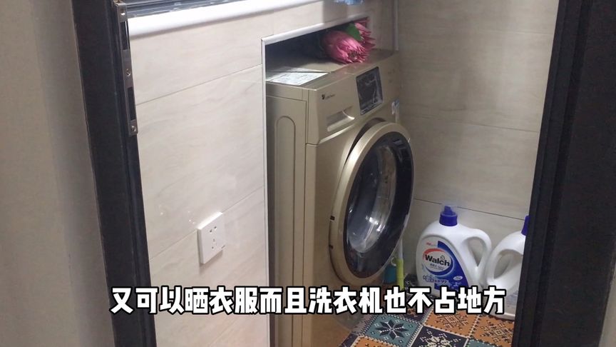 奇怪的60平小户型,洗衣机装在橱柜里,大家觉得能行吗?