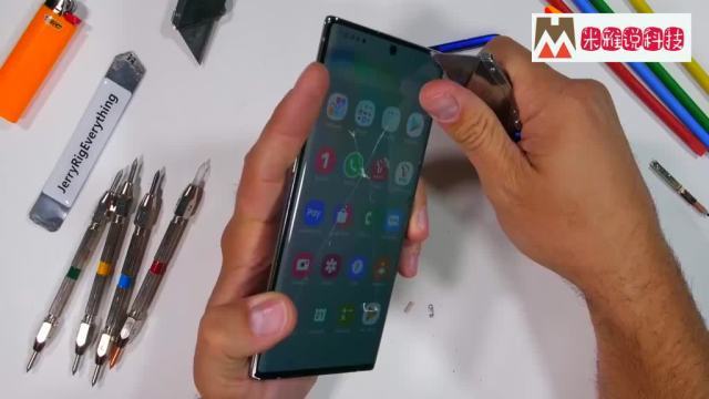 老外暴力测试三星Note10 ,请勿轻易模仿!