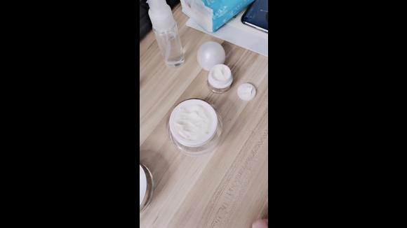 贵妇膏错误使用方式演示