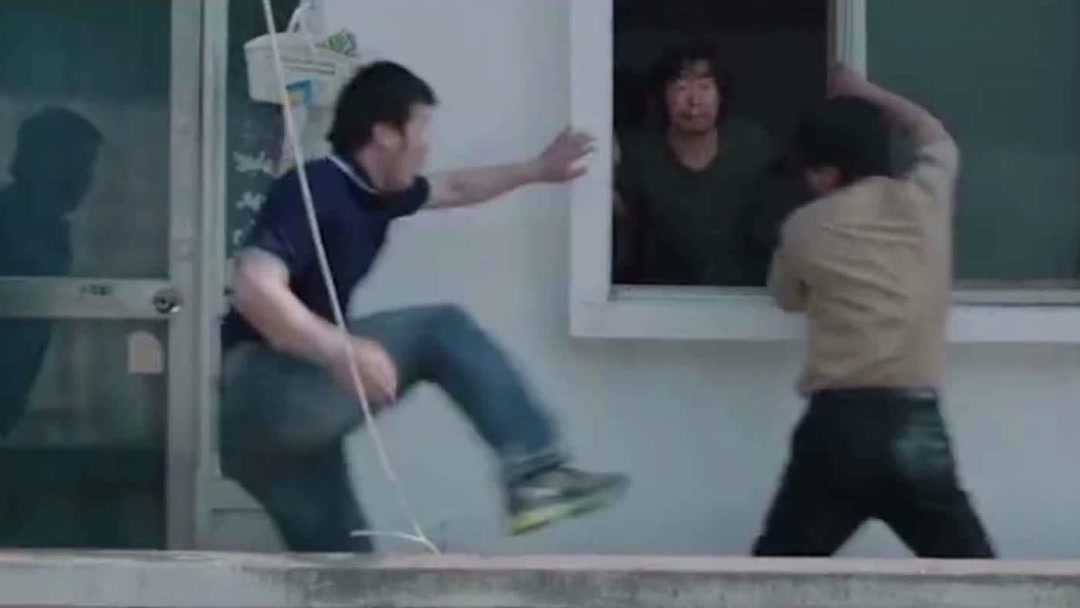 《素媛》真实案件改编，小女孩上学路上被大叔欺负，造成一生阴影