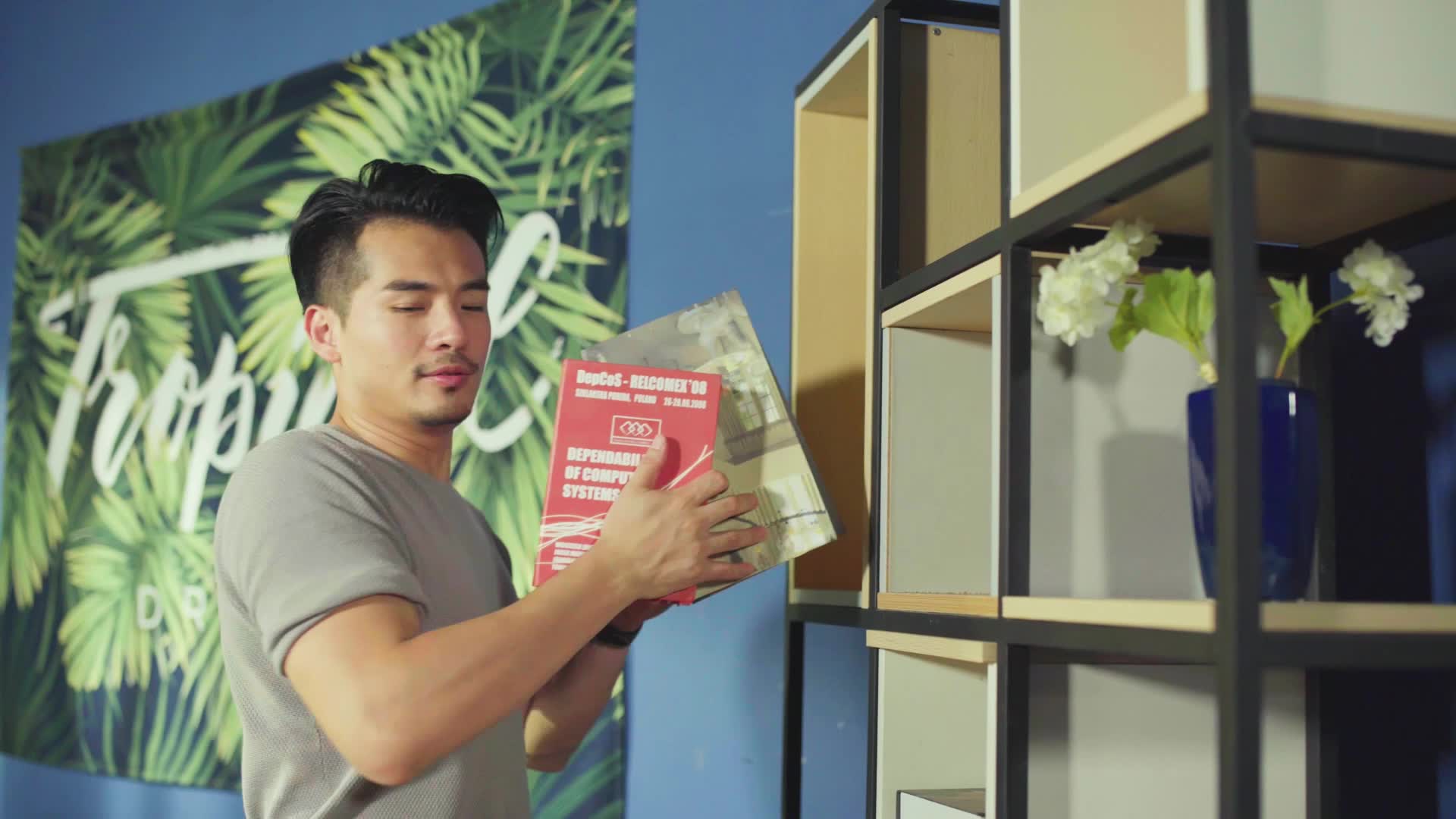 师傅上门这么快 一键下单同城搬家拉货 快运滴真方便