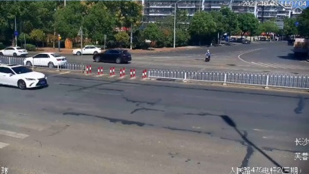 斑马线上的事故案例合辑!遵守交规,文明行车!