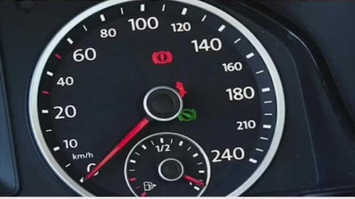 如何通过汽车仪表盘数字,一眼看出轿车价格