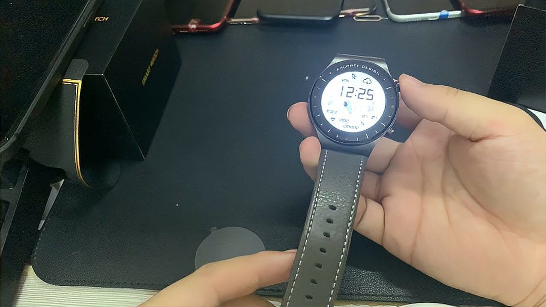 100多的华为GT2pro 手表开箱测评!功能外观全都有!