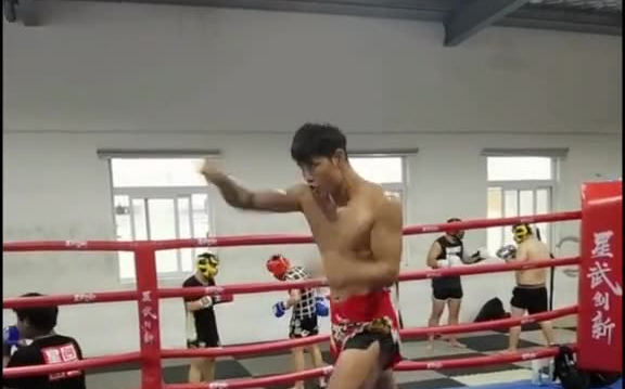 武林风 横琴之巅 威正体育明年1月23日,横琴之巅武林风全球功夫盛典...