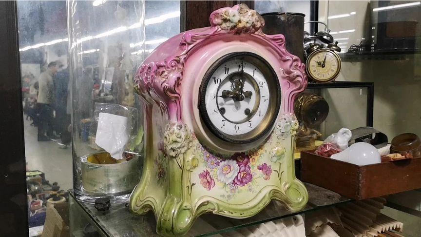 苏州鬼市:收获民国时期大户人家用的德国进口钟表 质量杠杠!