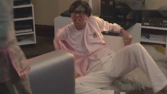 你看我样子会不会害人,小伙子发抖成这样!