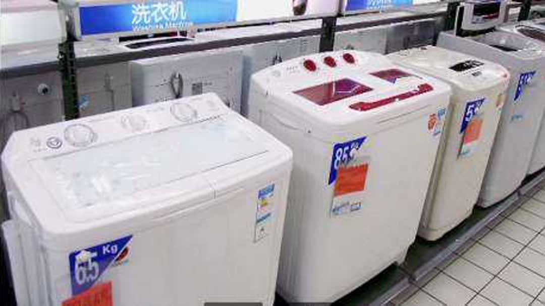 双桶洗衣机洗涤电机能转,但波轮盘打滑衣服也洗不了,这是为什么