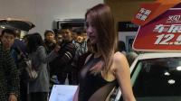 车展美女模特钢管舞