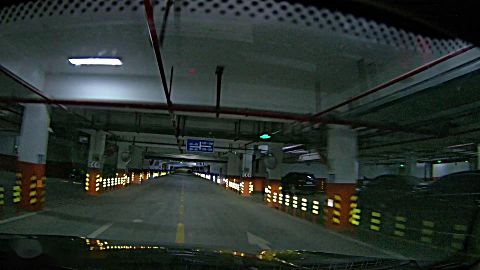 博越的碰撞预警和主动刹车