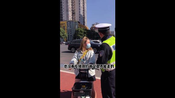 无左转弯路口,非机动车应该如何左转?