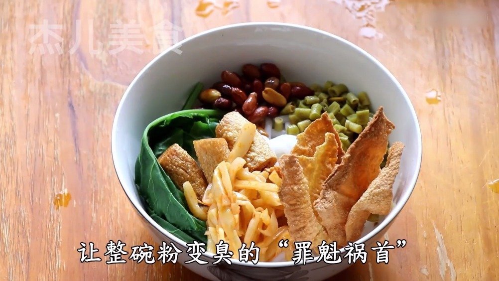 从粉到汤,这样做出来的螺蛳粉真的很正宗