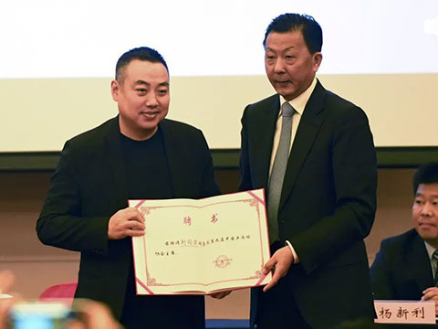 [综合]国内十大候选:刘国梁当选中国乒协主席