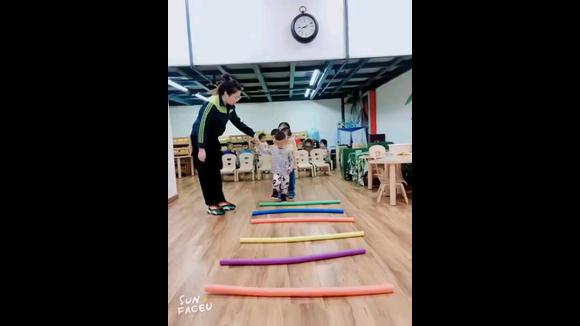 【幼儿园冬季室内体育活动】哈利波特运动会