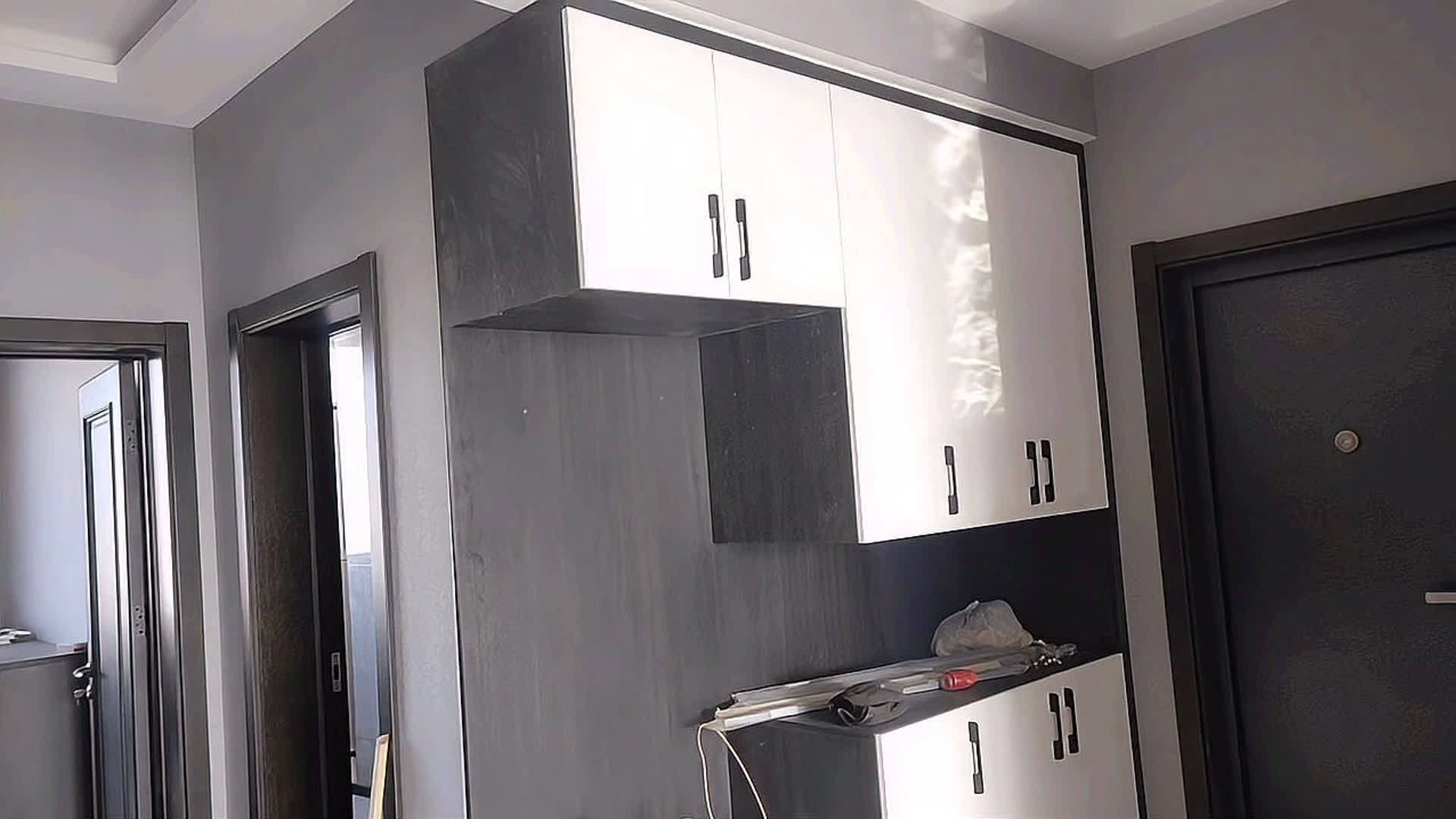 三室两厅硬装结束,整套房子都是全屋定制家具,设计的效果杠杠的