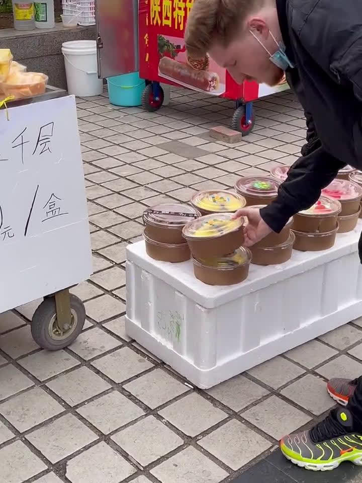 诚信经商,不求暴利,做生意首先得讲良心