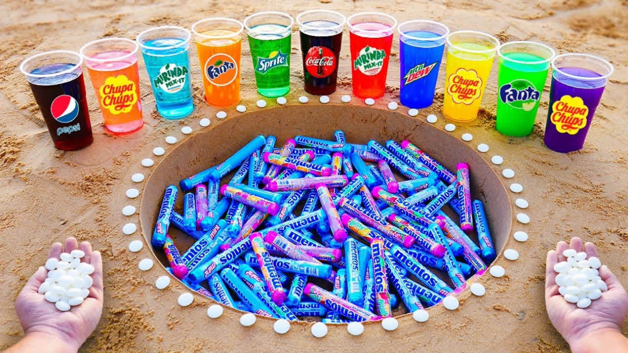 妥妥实验室:曼妥思和许多苏打水汽水在地下混合,最惊喜的反应!