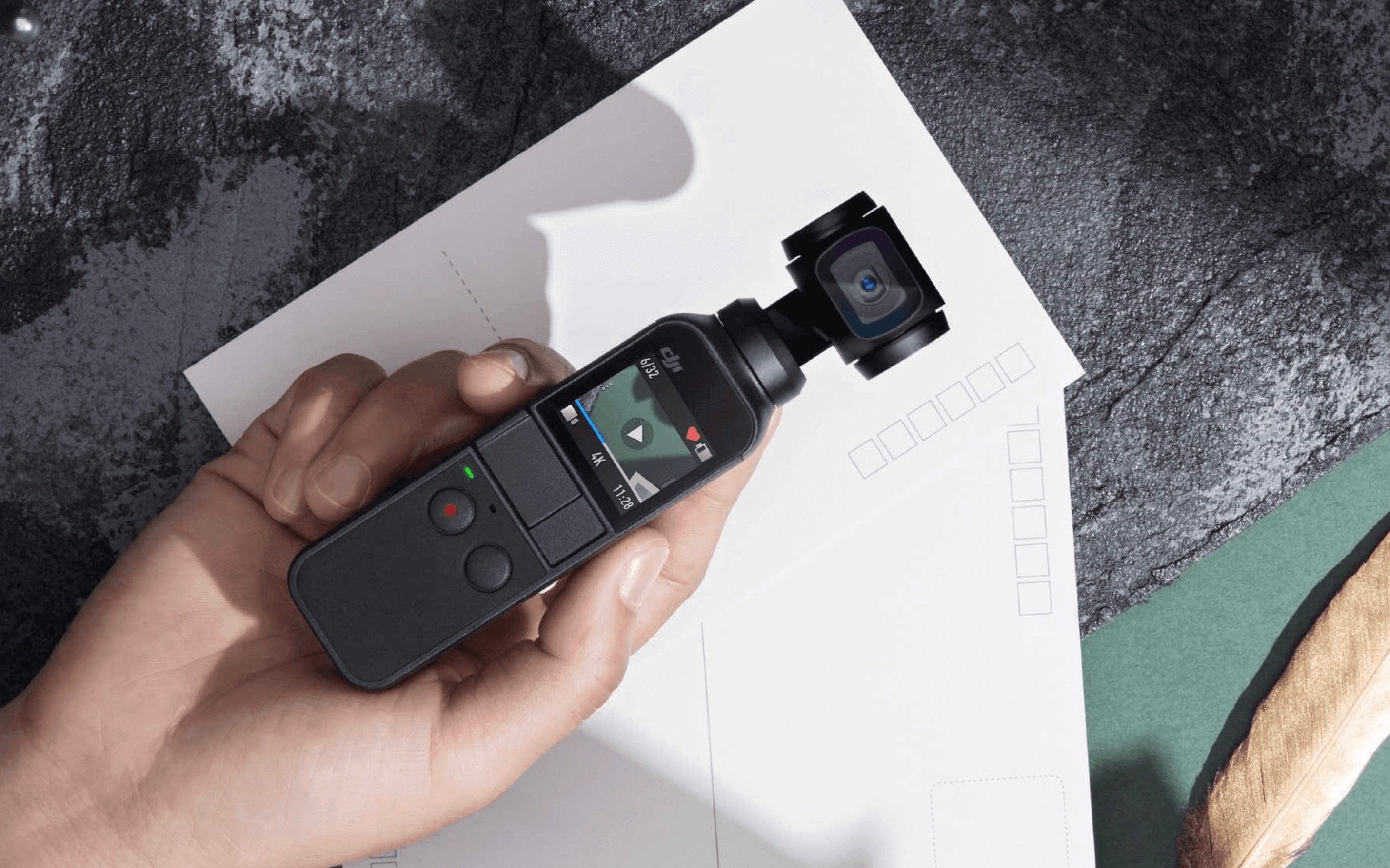 深度体验大疆口袋灵眸后,发现它特别适合短视频的网红小姐姐!