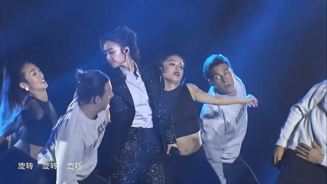 不愧是唱跳教科书！蔡依林《舞娘》旋转跳跃闭眼走你丨演唱会