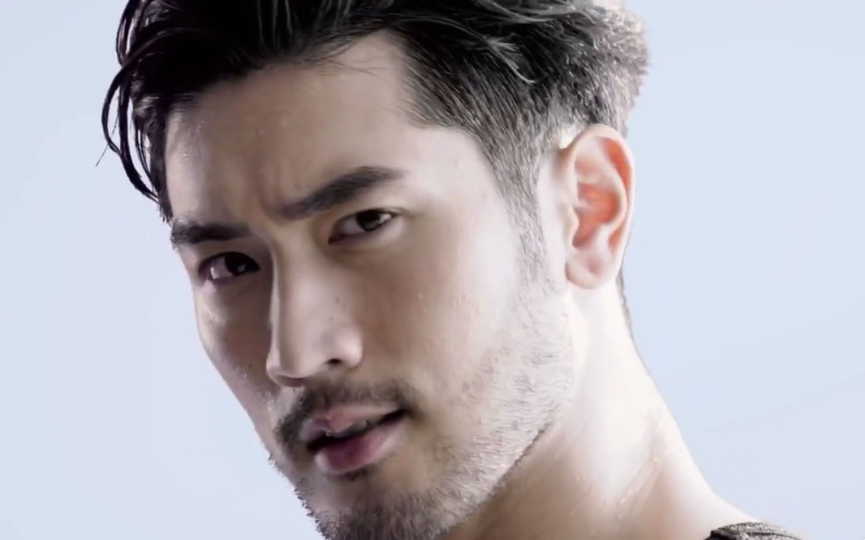 【高以翔心源性猝死】猝死时如何正确急救,专家说:“黄金4分钟”很...