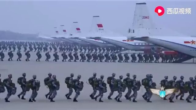 厉害了我的国!〈祖国空军宣传片〉不是电影,是祖国空军!