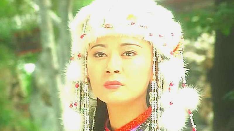 还珠格格:皇上正在商量塞娅的婚事,结果小燕子和塞娅突然大打出手