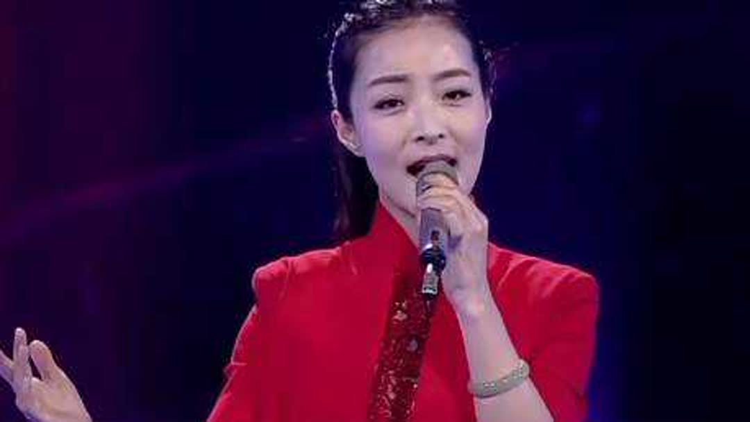 王二妮吃醋了,云飞与王小妮一首歌真肉麻,俩人真不愧是天作之合