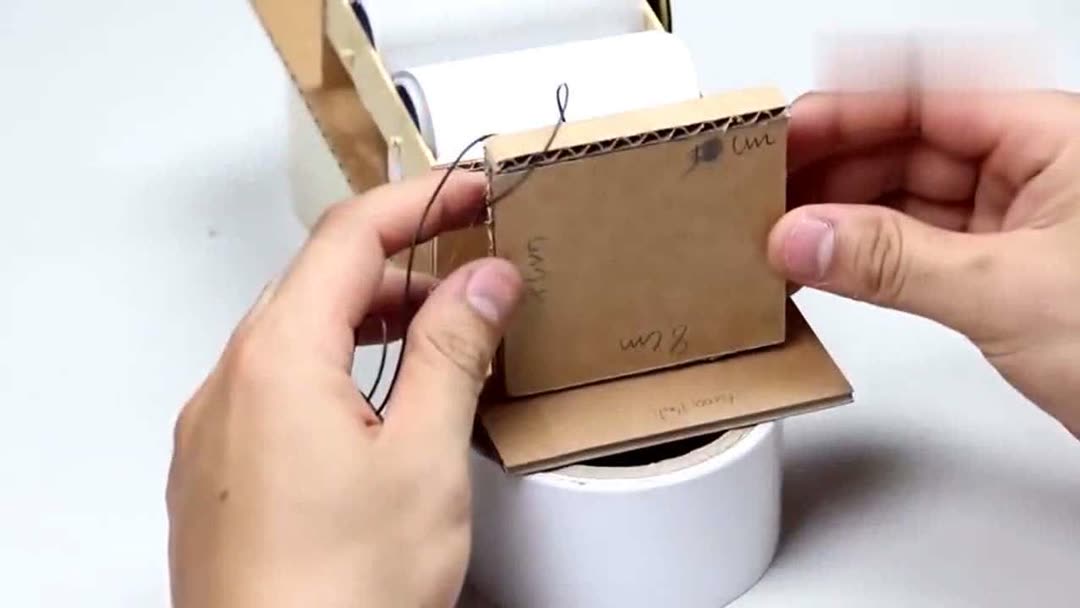 纸板哥手工,教你制作一个刷卡式ATM机纸盒